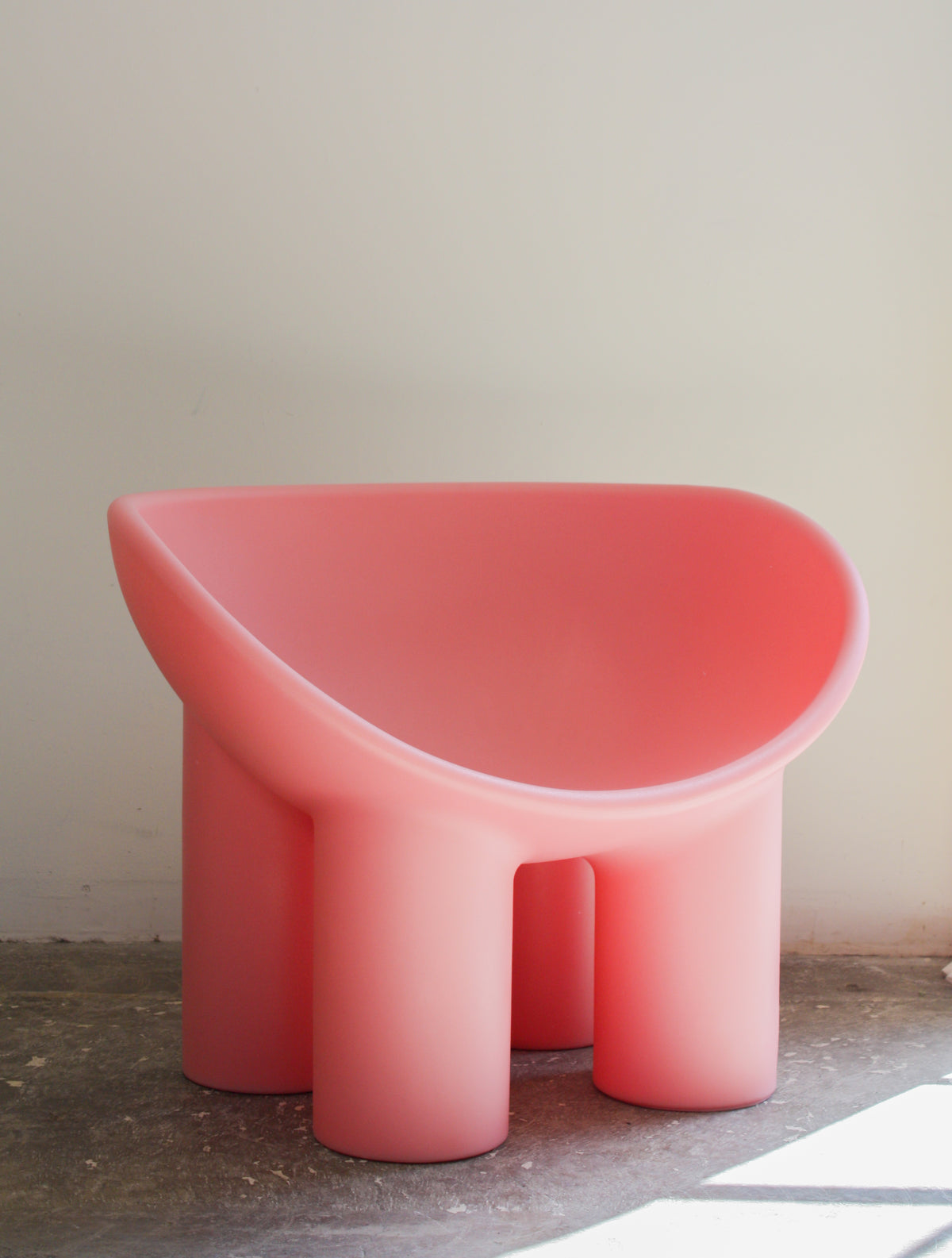 Cylinder Indoor/Outdoor Chair – Dupe